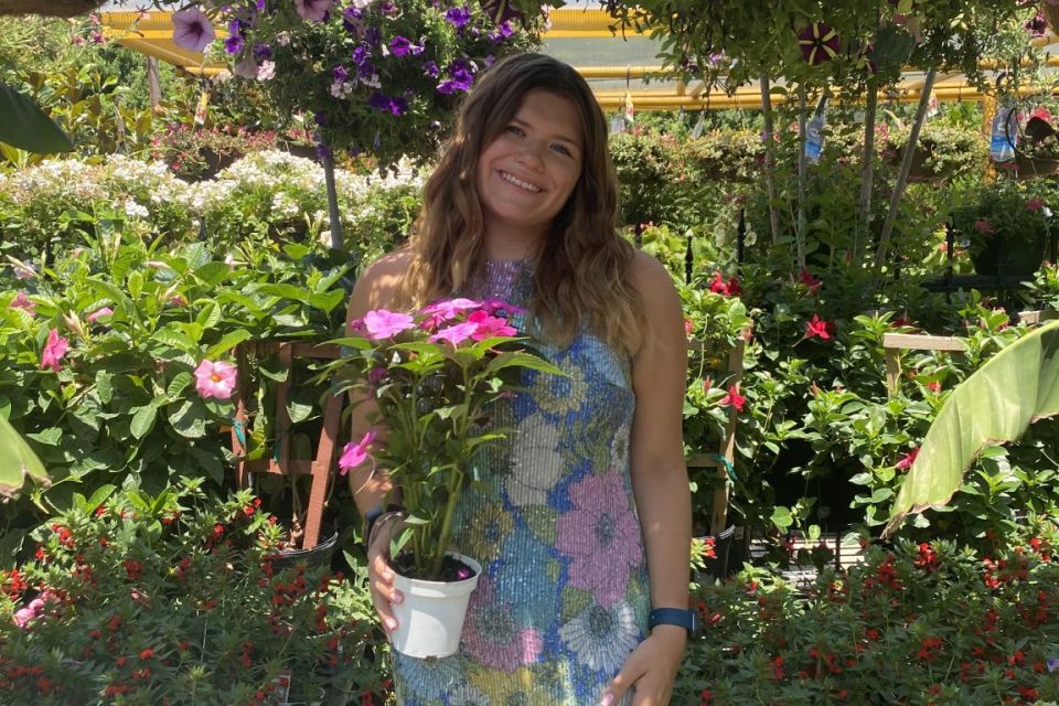 American Floral Endowment Awards 24 Scholarship Recipients for 2024